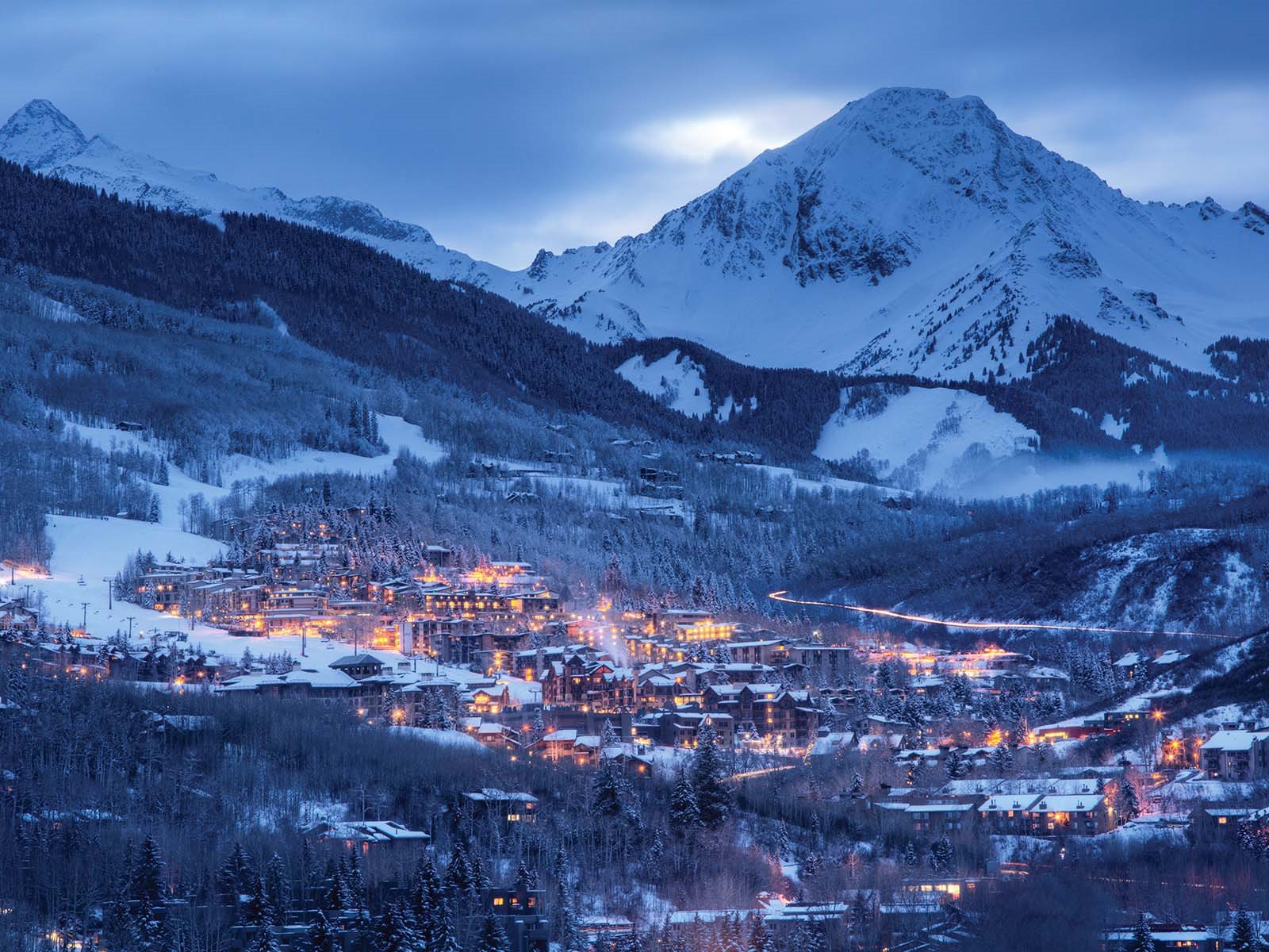 Snowmass CO | Top of the Village | 4 Bedroom Gold
