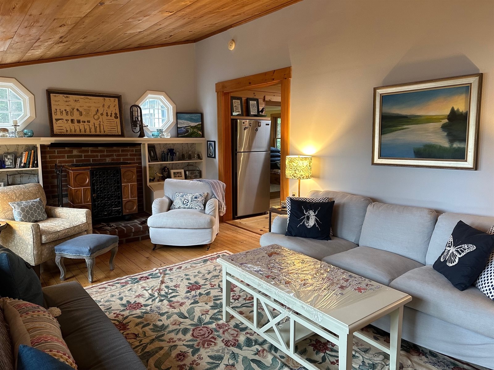 Pitcher Pond Cottages - On The Water In Maine Vacation Rental Property