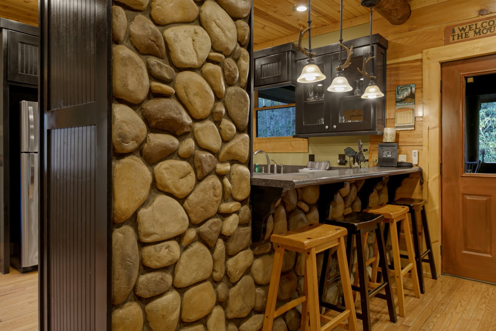 A River Runs Thru It | Riverfront Vacation Rentals | Cabin Rentals of Helen