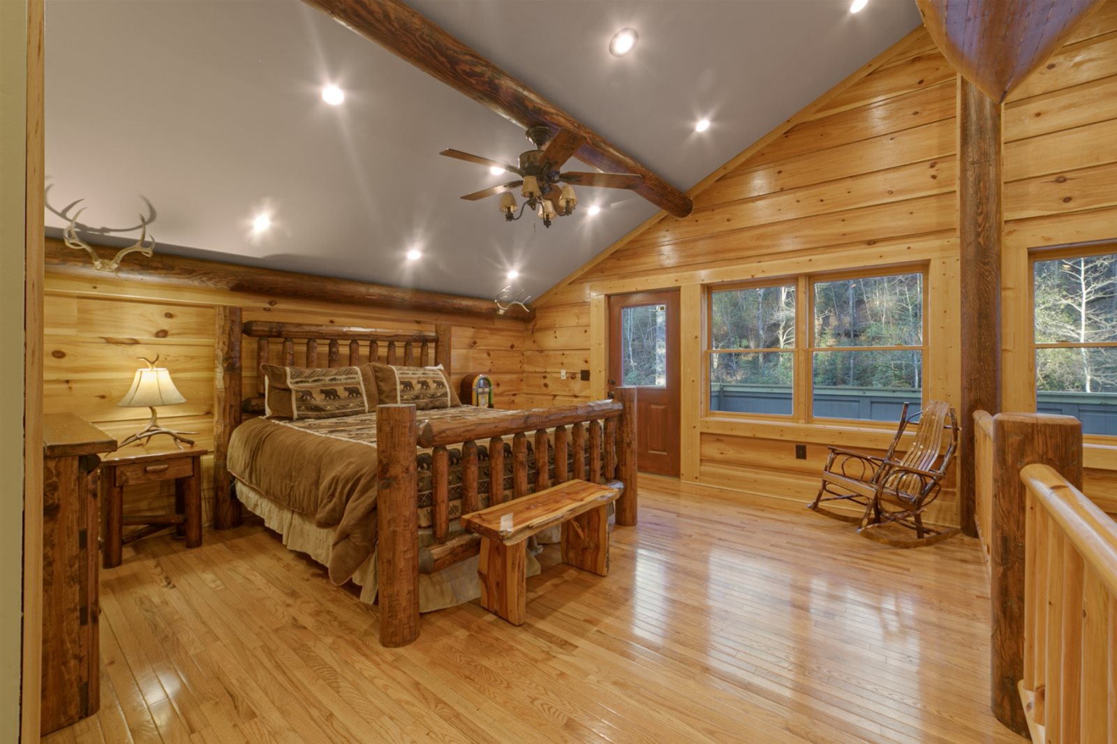 A River Runs Thru It | Riverfront Vacation Rentals | Cabin Rentals of Helen