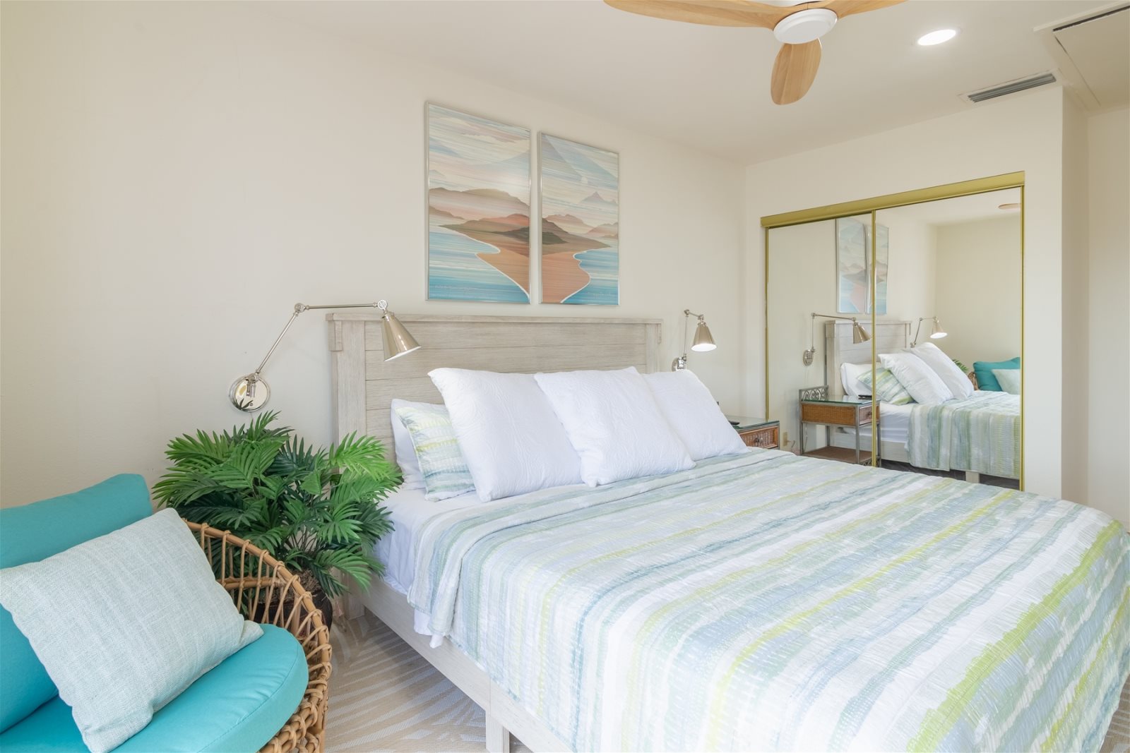 Sundance Villa South Padre Island Bayside Retreat....our photos are new ...