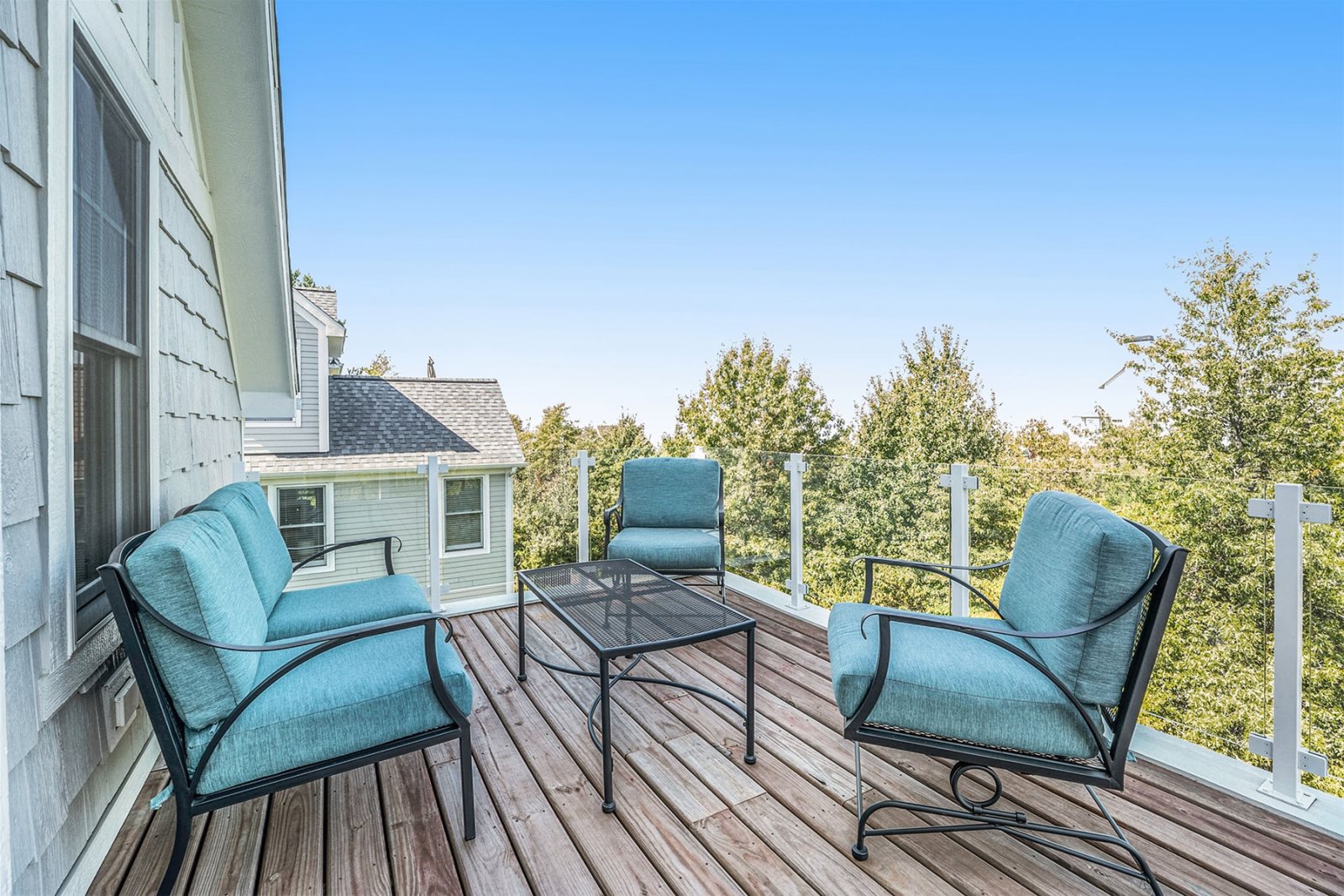 Summer Treehouse | Shores Vacation Rentals