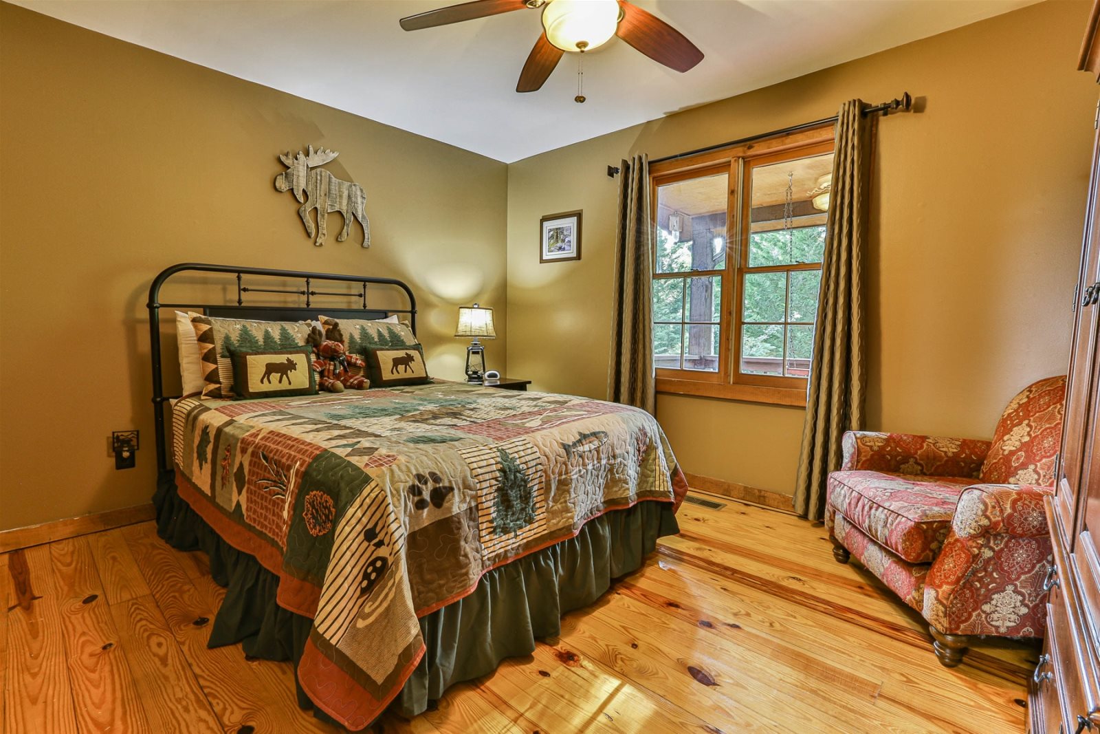 Blue Sky Cabin Rentals: Eagle View Lodge