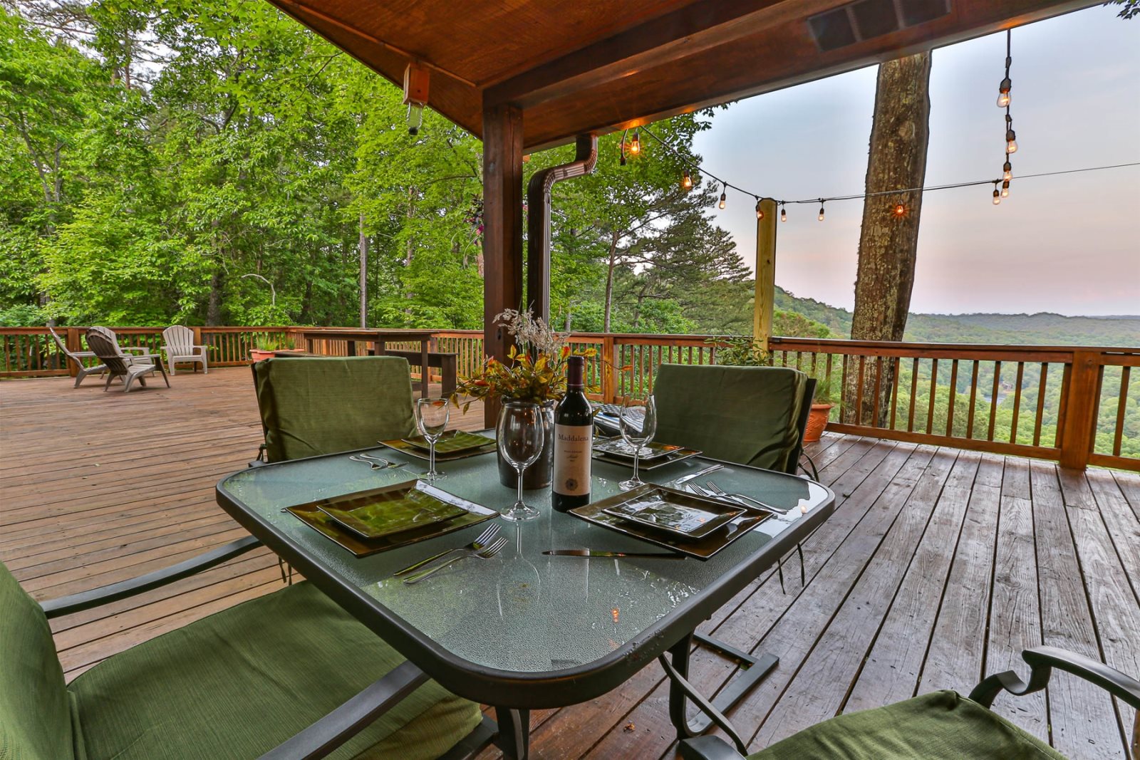 Blue Sky Cabin Rentals: Eagle View Lodge