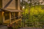 Blue Sky Cabin Rentals: Reel'em Inn