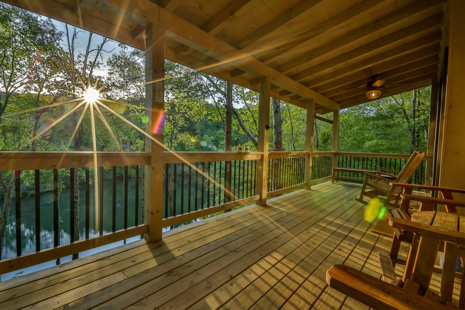 Blue Sky Cabin Rentals: Reel'em Inn