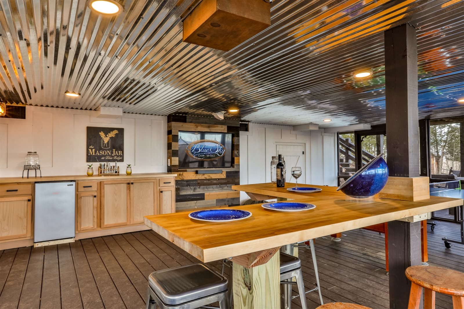 Blue Sky Cabin Rentals- A Blue Ridge Mason Jar