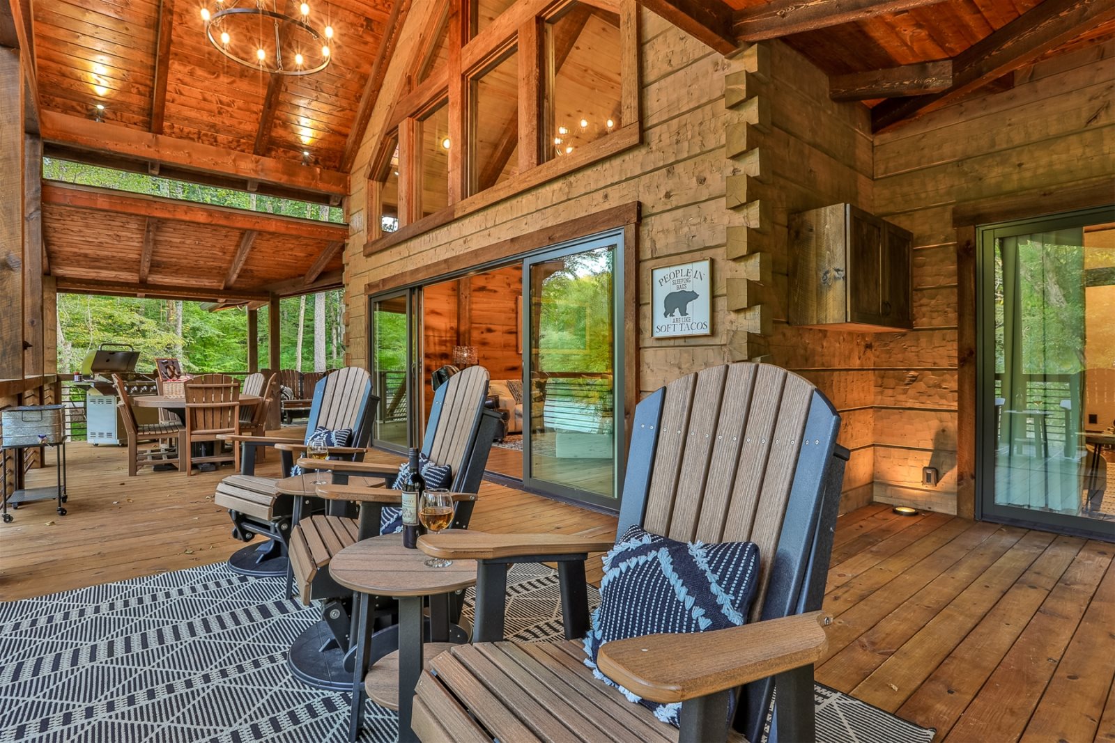 Blue Sky Cabin Rentals: Riverscape