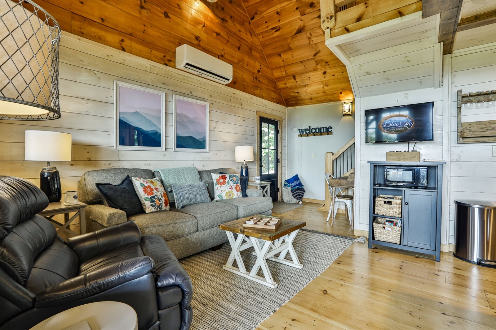 Blue Sky Cabin Rentals: What A View