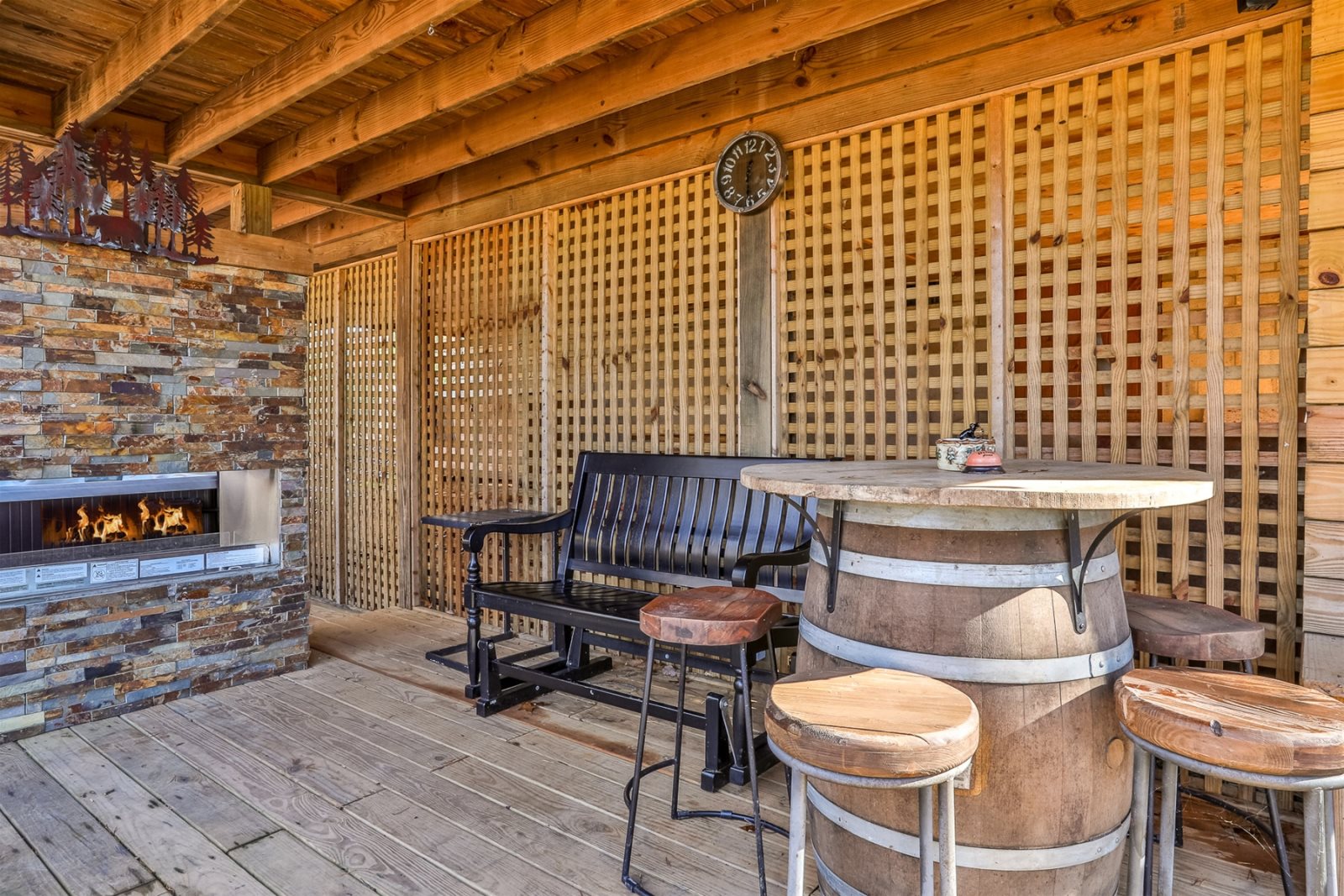 Blue Sky Cabin Rentals: Whiskey Ridge