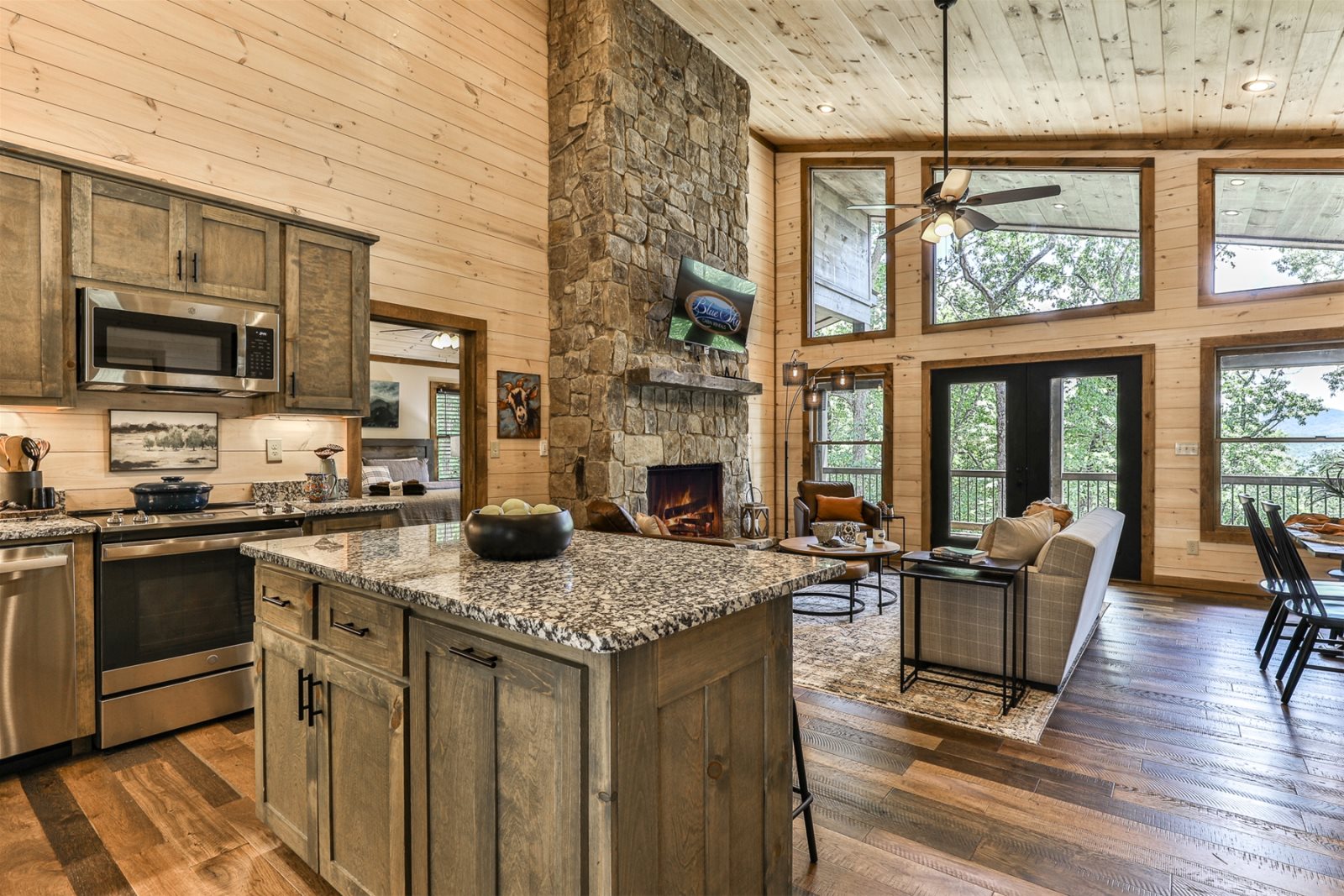 Blue Sky Cabin Rentals: Starry Night Lodge