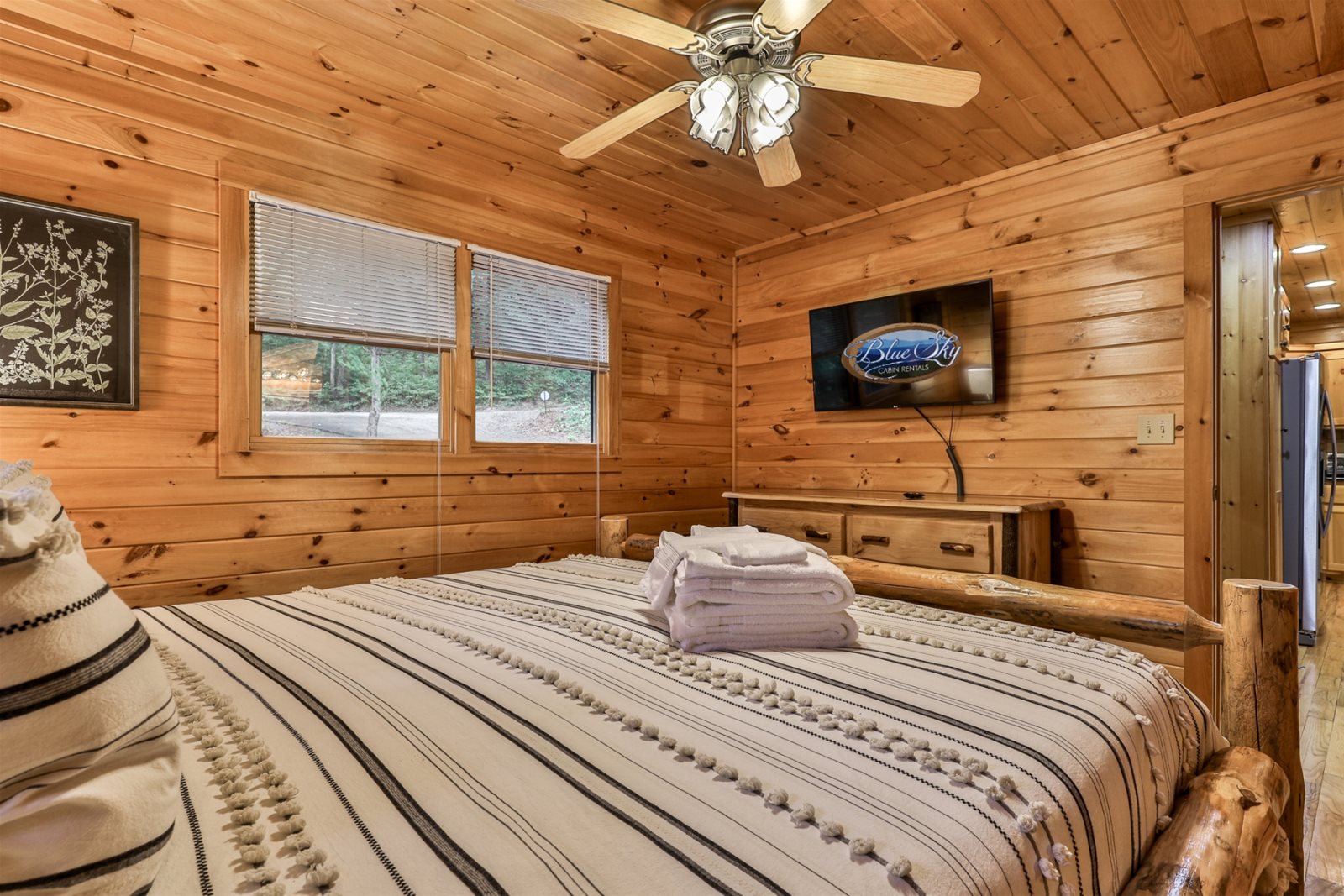 Blue Sky Cabin Rentals- Byrdhouse On Lake Blue Ridge