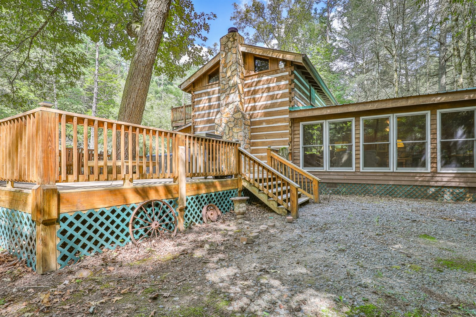River Front Cabin sleeping up to 4 guests located on the Cartecay River ...