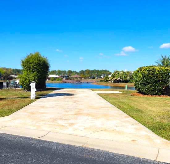 North-facing Lakefront Lot with Upgrade Space (131-745)