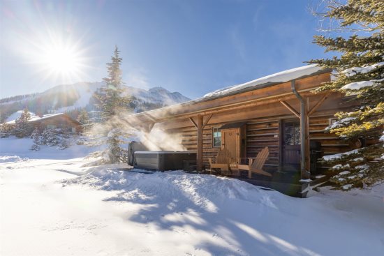 Cowboy Heaven Cabins | Moonlight Vacation Rentals in Big Sky, MT