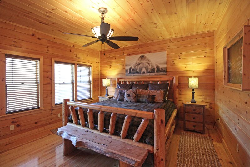 Luxury Log Cabin Lodge with Beautiful Views and Game Room near Bryson ...