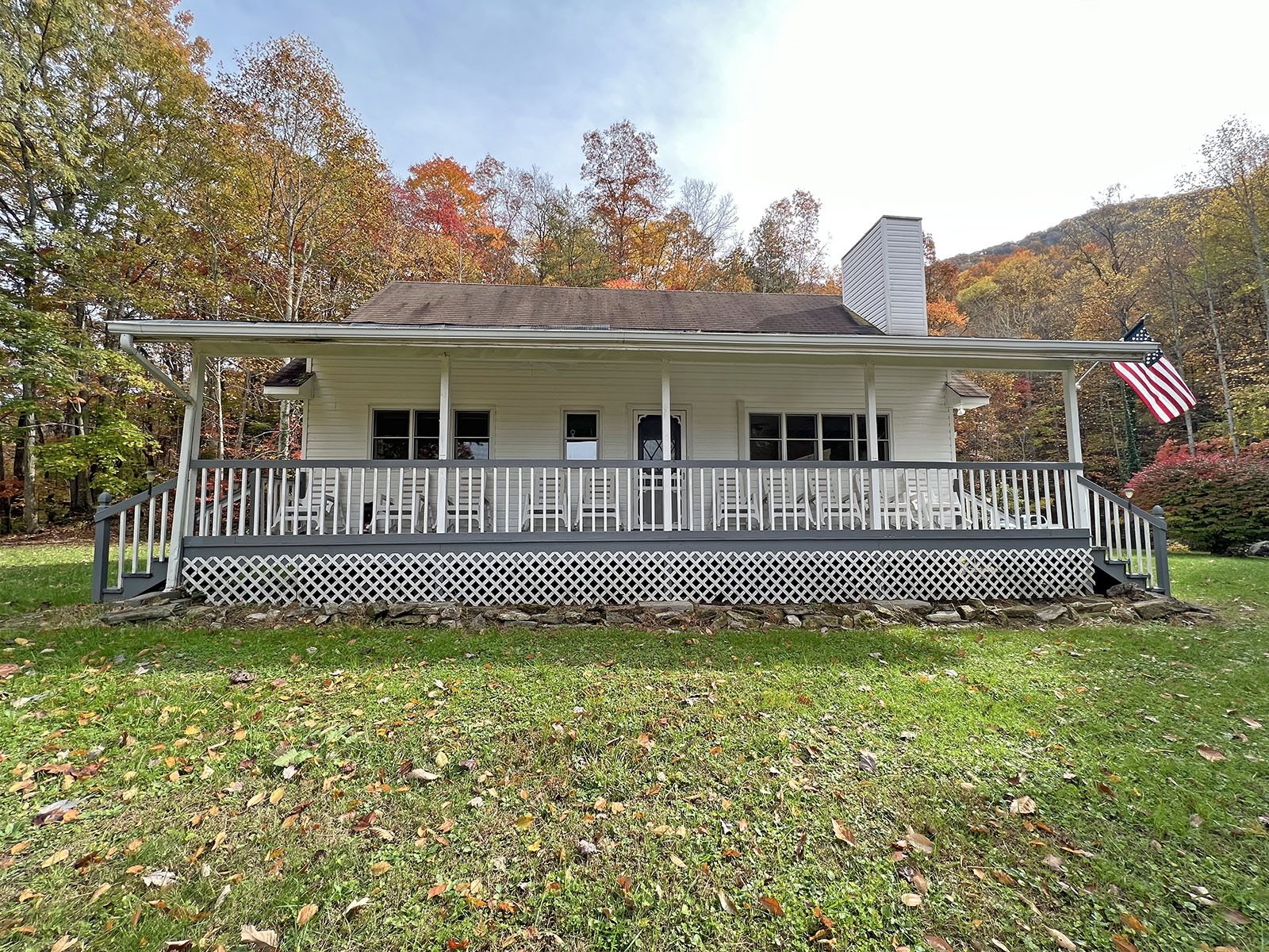 Three Bedroom, Two Bath Secluded Mountaintop Farmhouse with Mountain ...