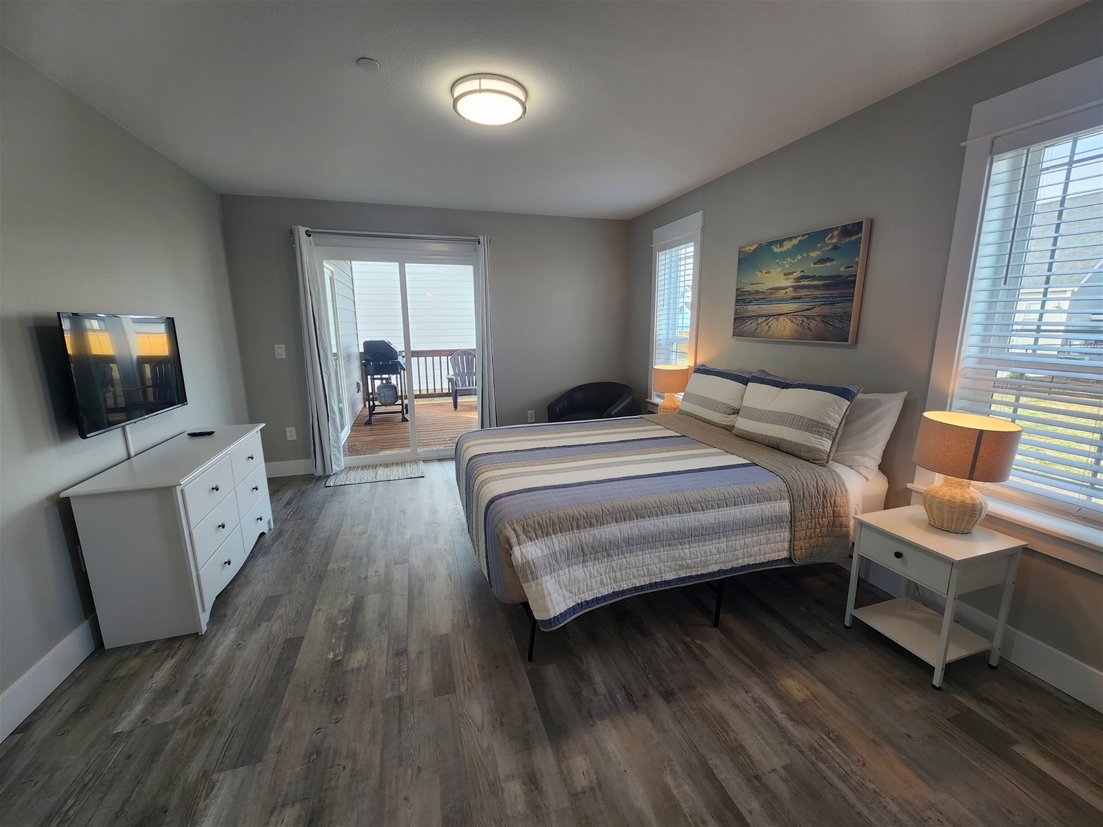 Beach house , game room ,pet friendly , beach, BBQ