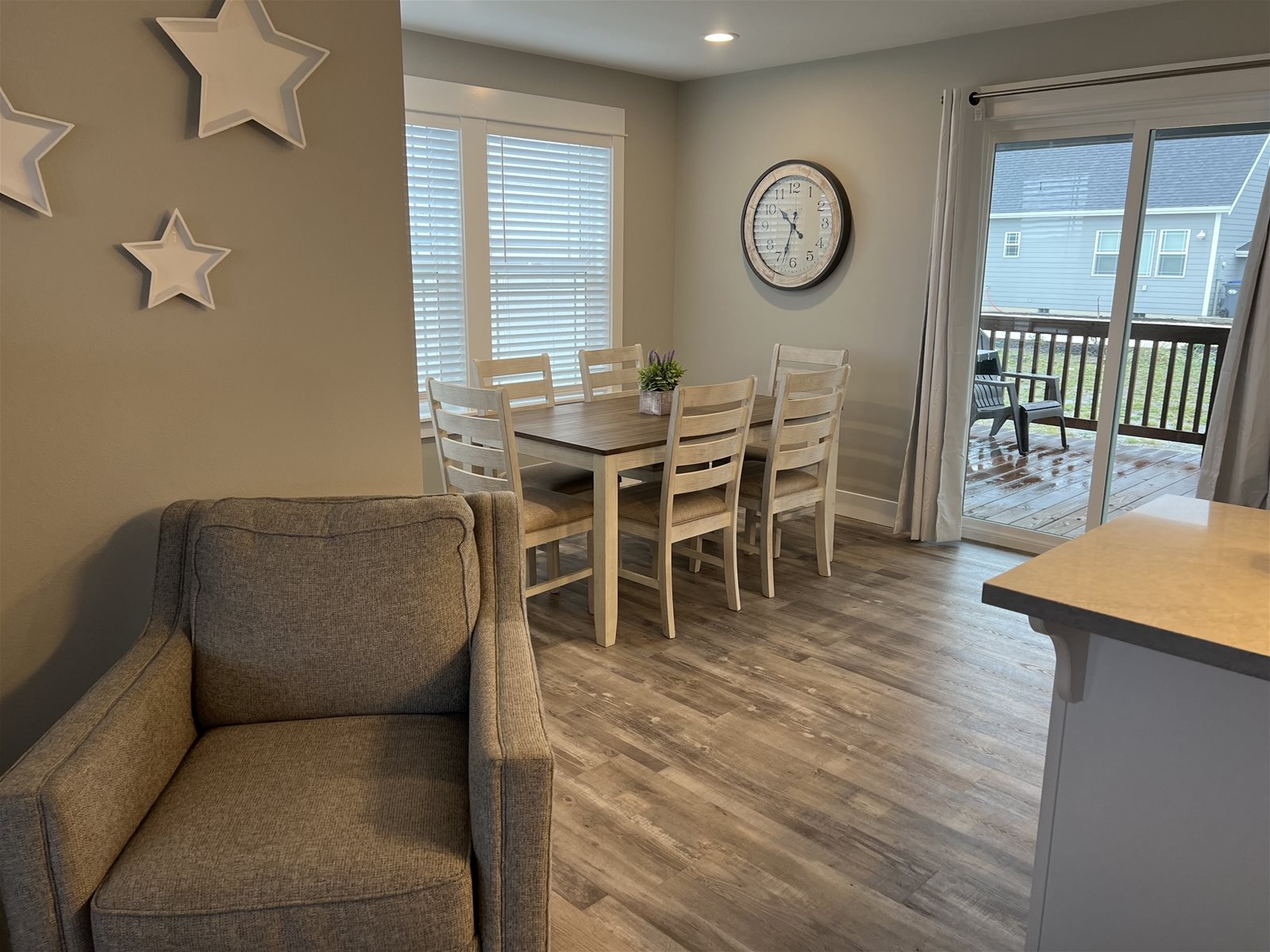 Beach house , game room ,pet friendly , beach, BBQ