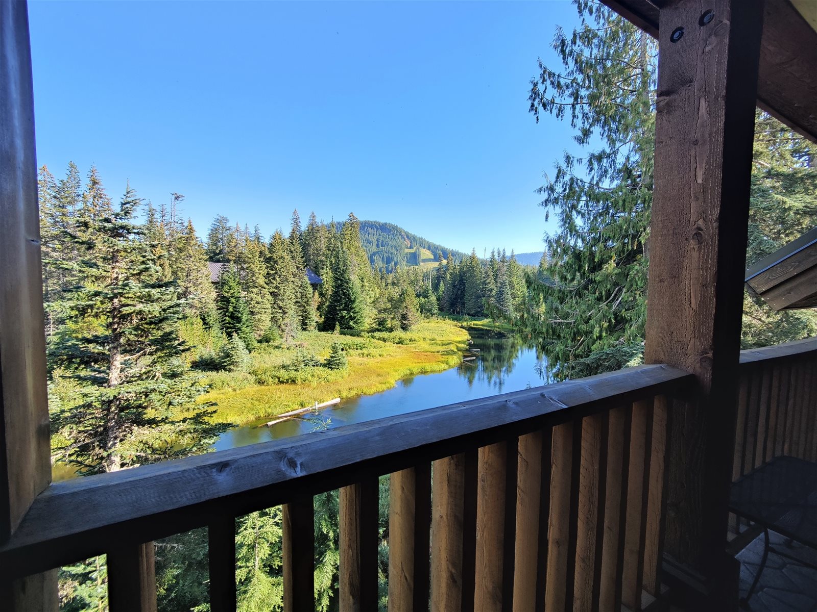 Collins Lake Resort | Grand Lodge North 17