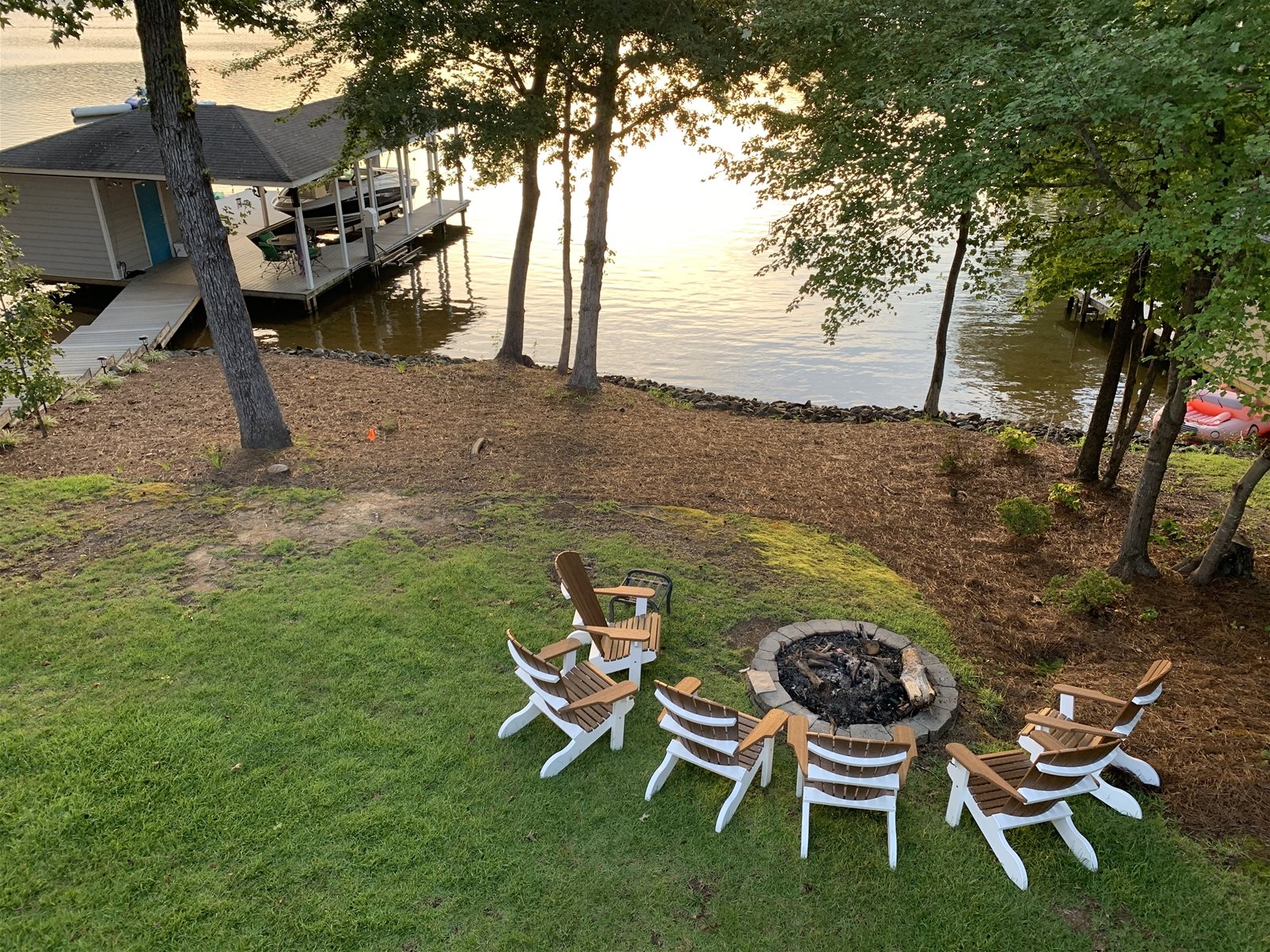 Lake Gaston Vacation Rentals | Dock Daze|Vacation Rentals | Lake Gaston ...