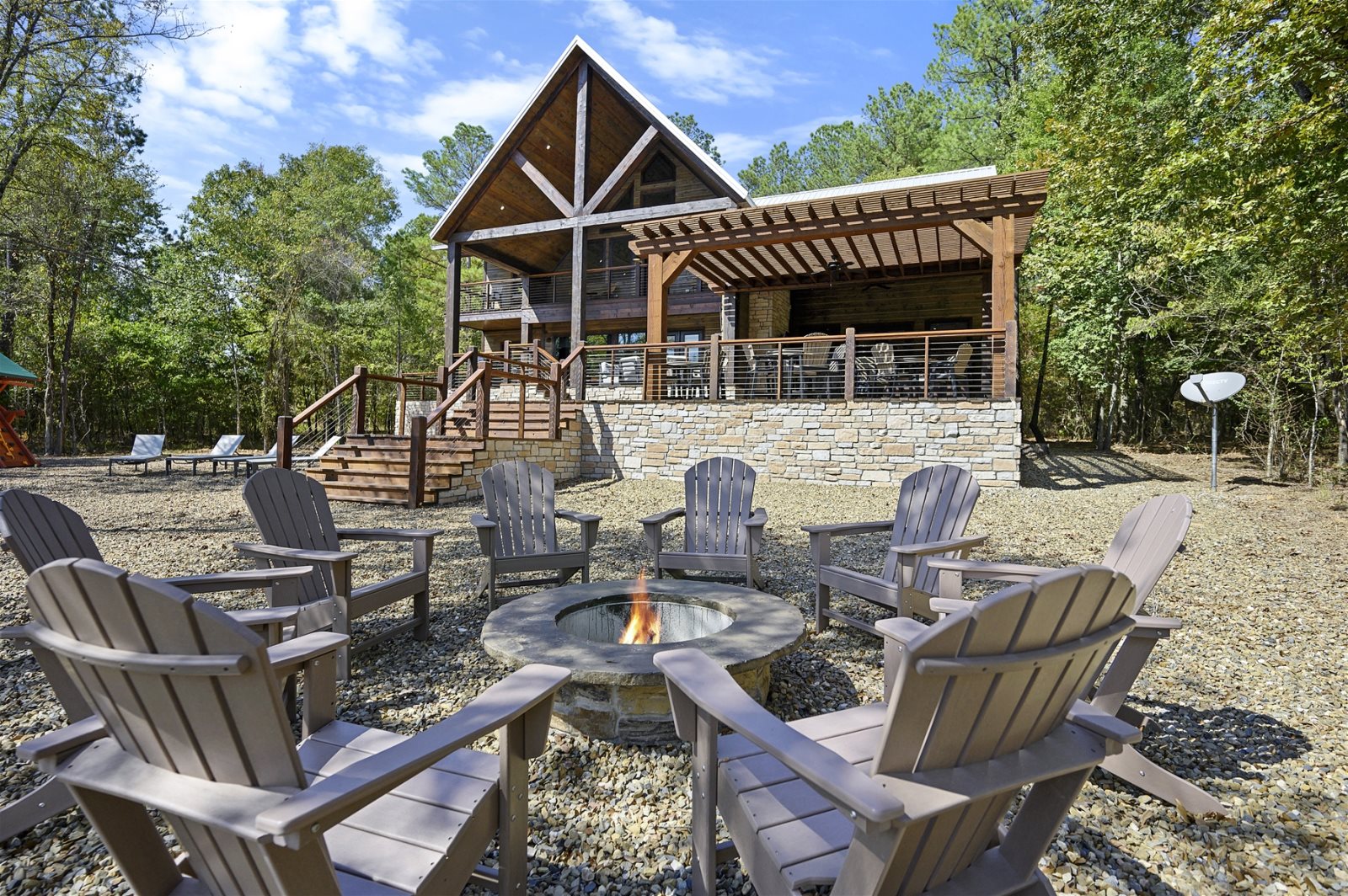 Skippin Rocks Cabin|Broken Bow|Oklahoma|Sweetwater Vacation Rentals