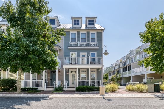 Sunset Island 5 Bedroom Vacation Rental Homes | Ocean City, MD