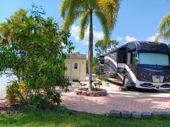 LOVELY LAKEVIEW! - RV LOT #3174 PRICE JUST REDUCED